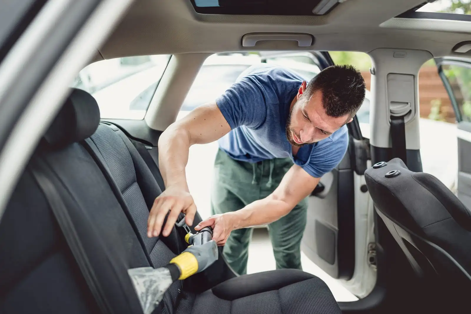 Tips for Cleaning the Inside of Your Car and Keeping it Clean ...